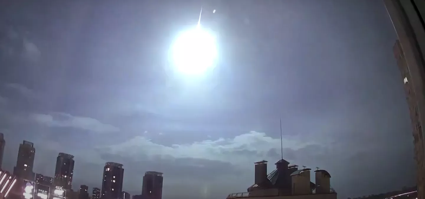 valshev • Так что же произошло в небе над Киевом?