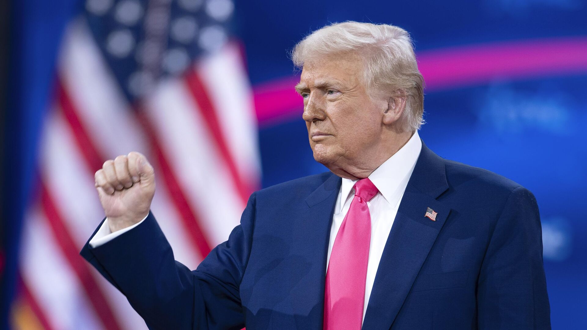 Трамп заявил что США будут продавать золотые ВНЖ за 5 миллионов