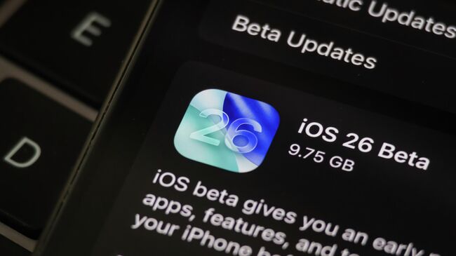 Экран обновления iOS 26 Beta на iPhone