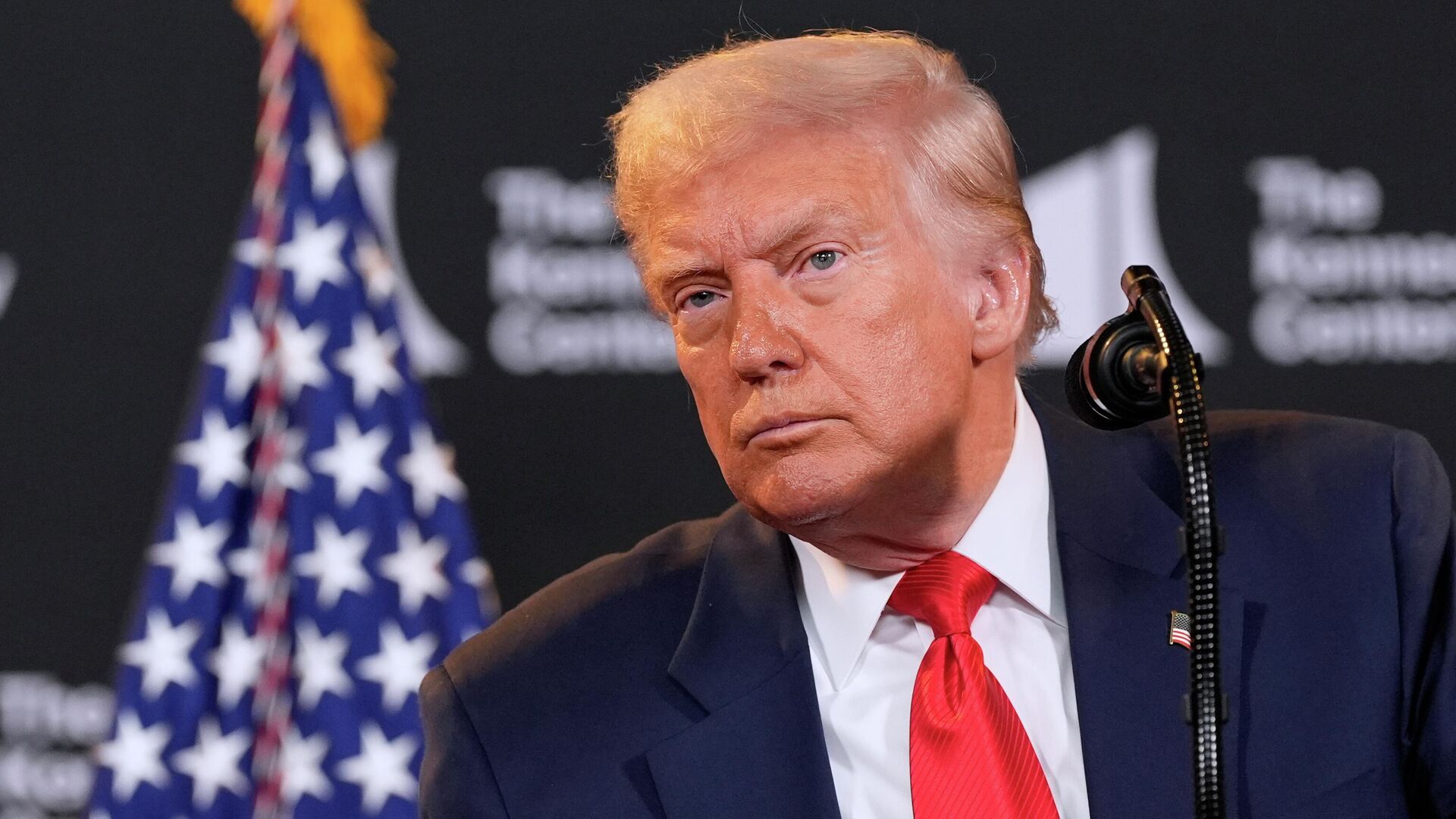 Трамп больше не планирует лишать Нью-Йорк финансирования - РИА Новости, 23.11.2025